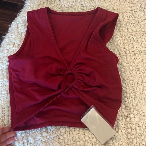 Tops | Nwt Going Out Top Garnet Color Fsu Seminole Tailgate Top Crop ...